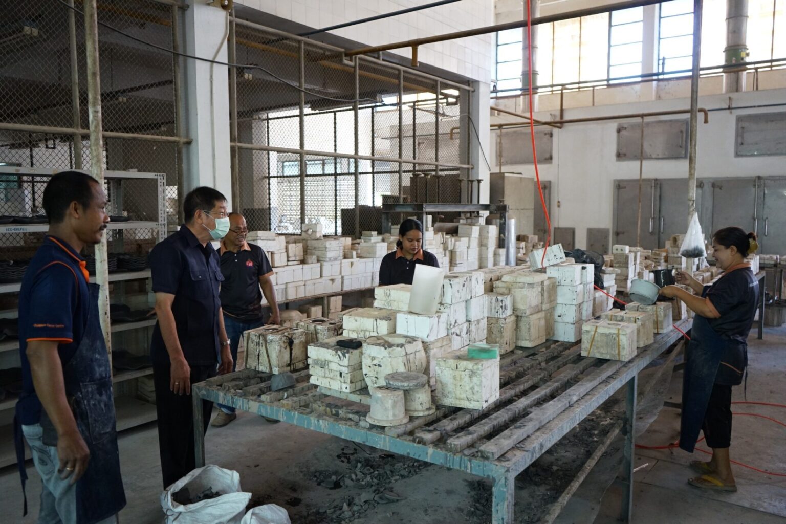 Director, Office of Special Activities, Chulabhorn Research Institute, and Delegation Conducted ...